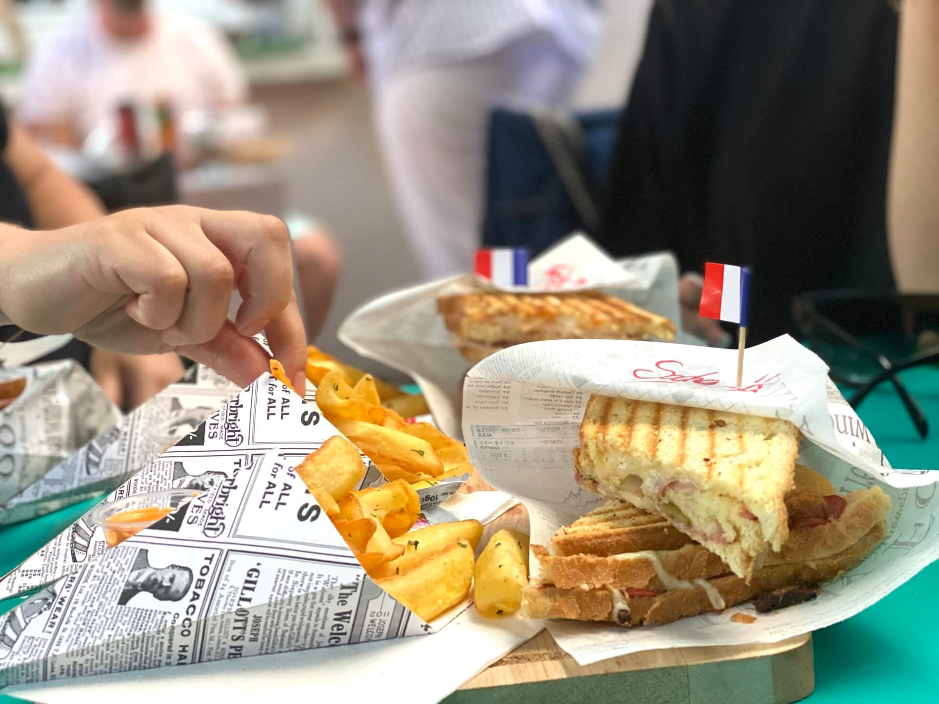 Votre food-truck à Nancy 100% français ! - French'Croc